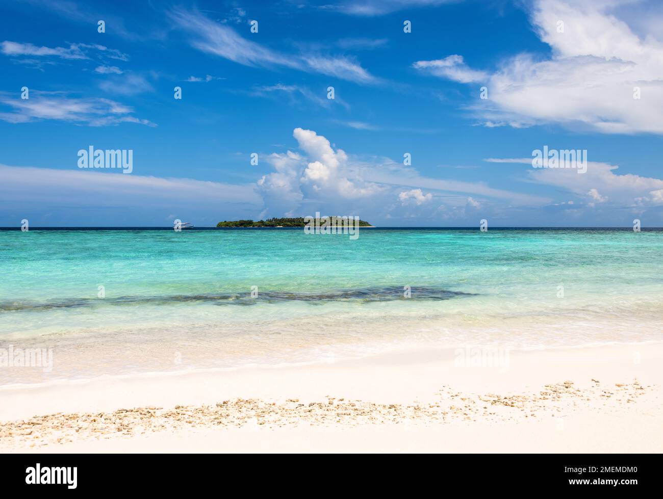 Tropical beach, Baa Atoll, Maldives Stock Photo - Alamy