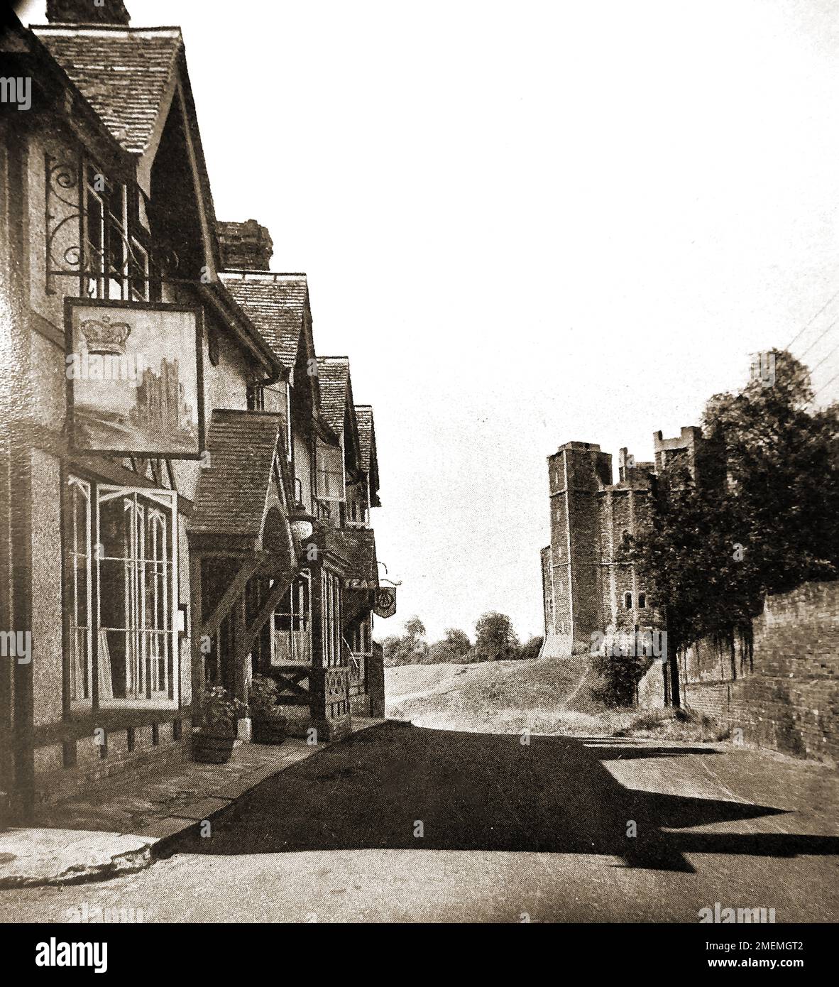 1940s hotel england hi-res stock photography and images - Alamy