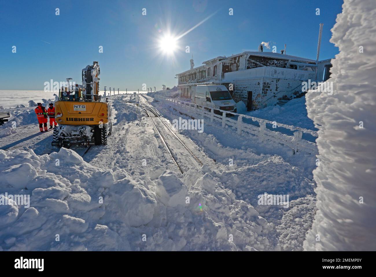 Schierke, Germany. 24th Jan, 2023. Wintery presents the Brocken summit ...