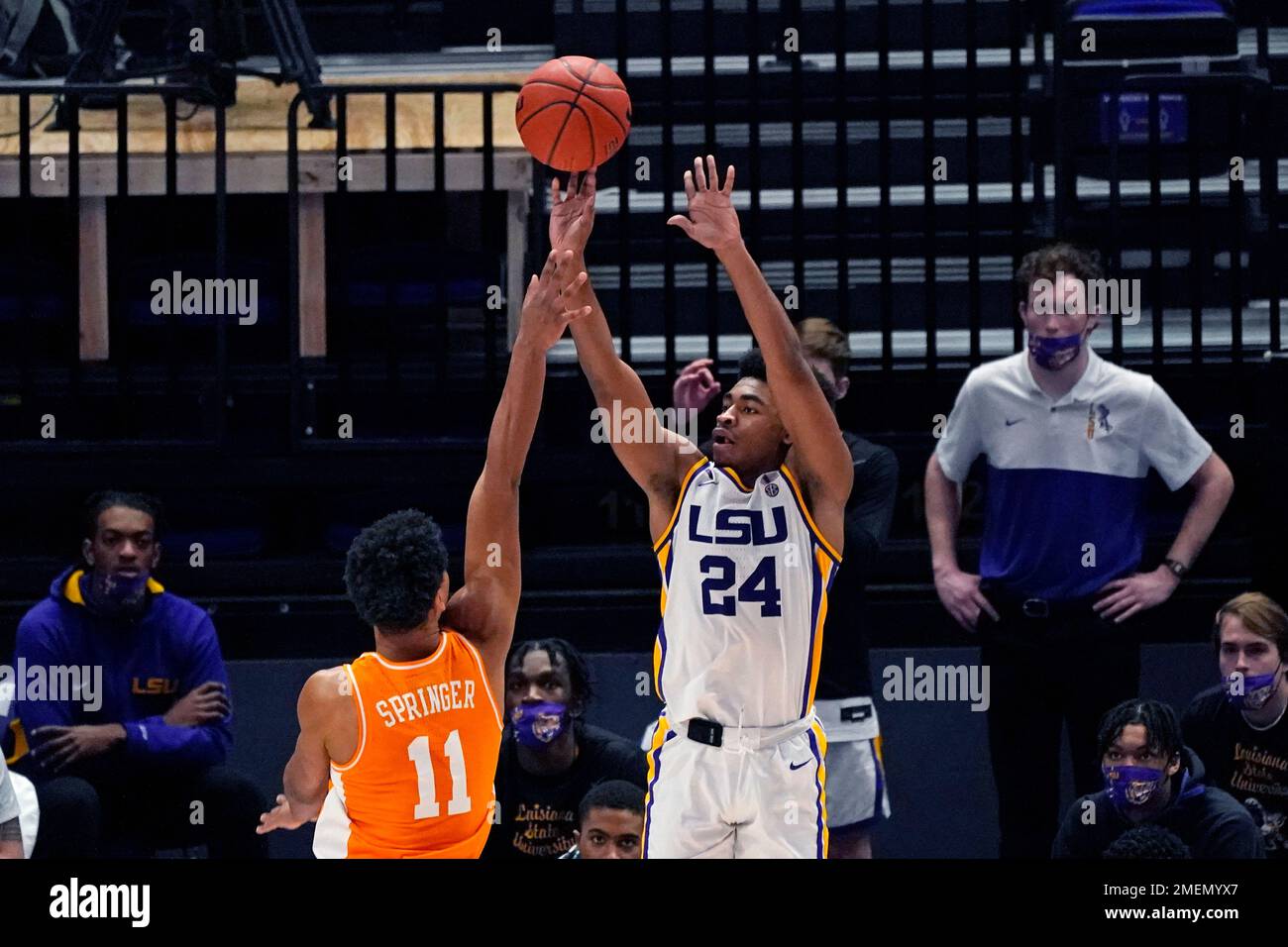 FILE - LSU guard Cameron Thomas (24) shoots over Tennessee guard Jaden ...
