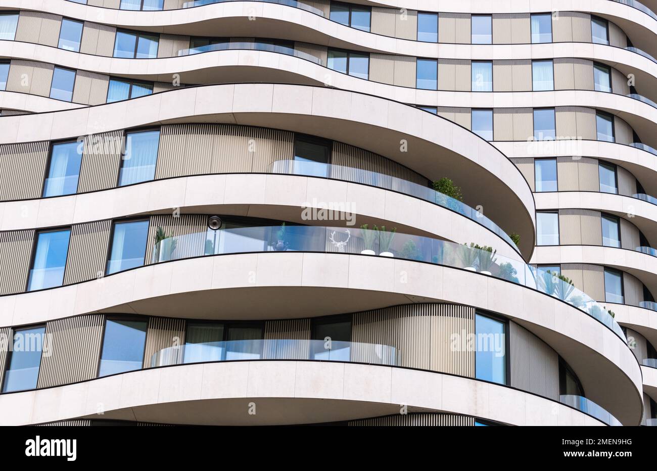 A modern building in Chelsea, London, England Stock Photo - Alamy