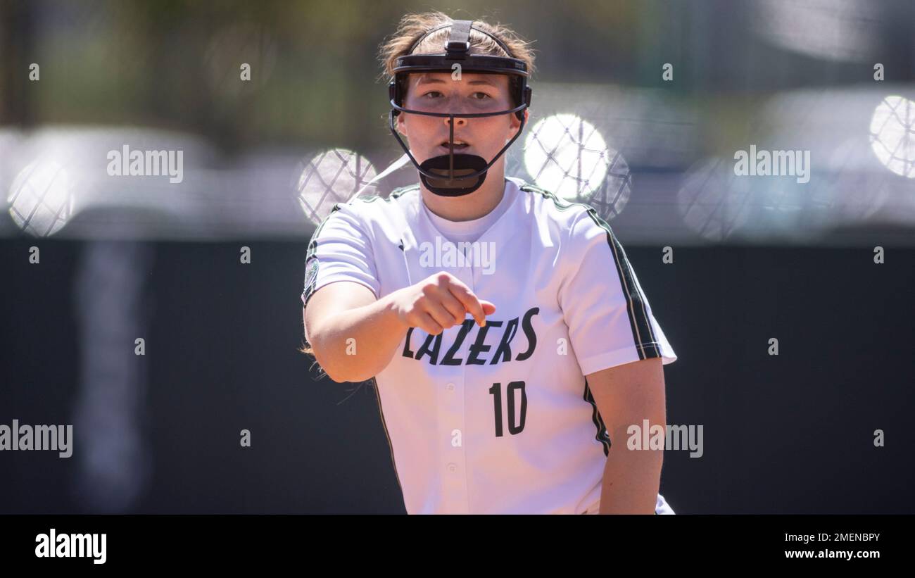 UAB pitcher Emily Kachel (10) during an NCAA softball game on Sunday ...