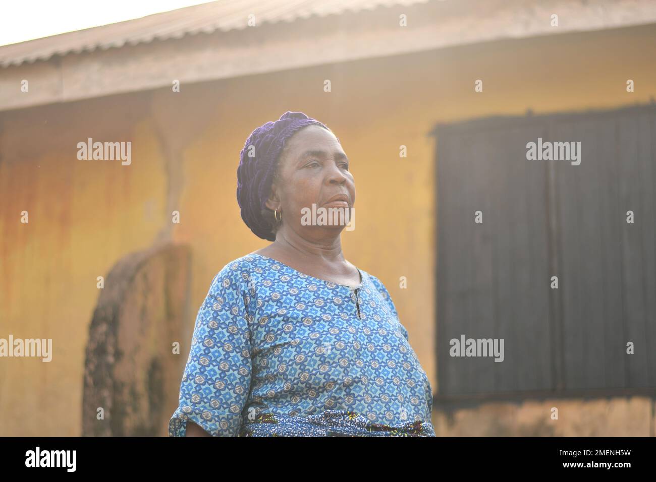 portrait of elderly african woman Stock Photo - Alamy
