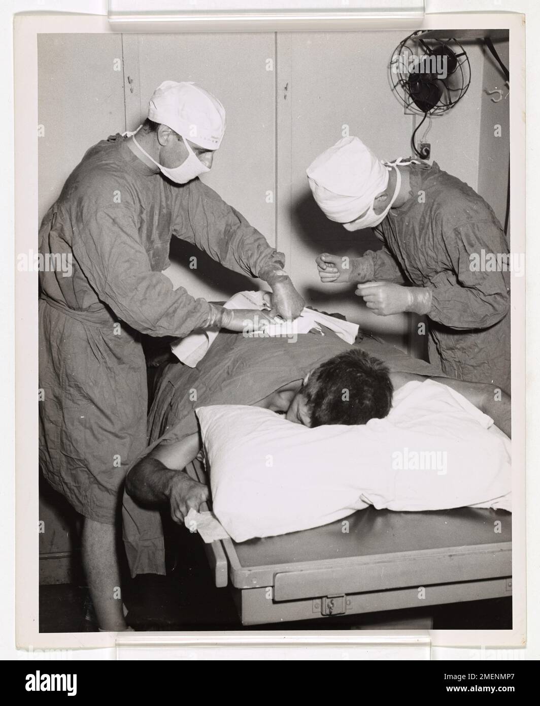 A Navy doctor and Coast Guard pharmacist’s mate perform emergency ...