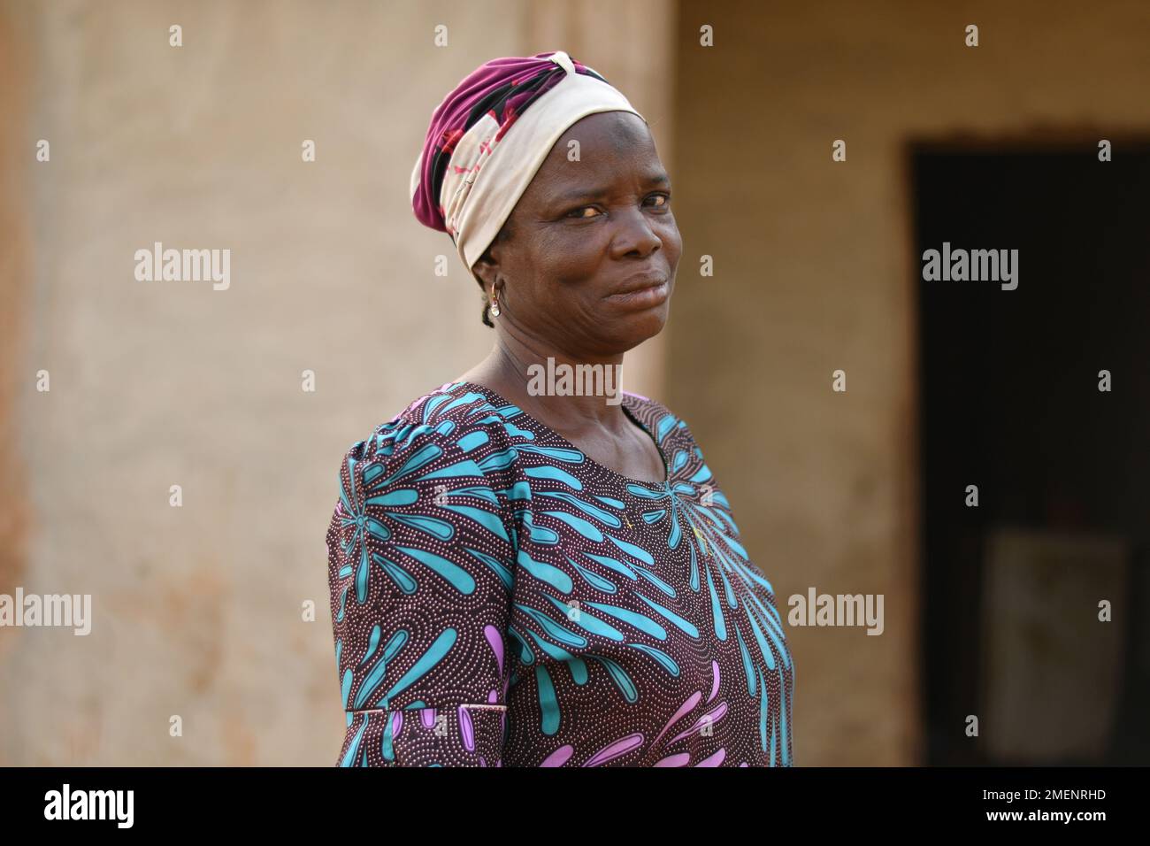 portrait of elderly african woman Stock Photo - Alamy