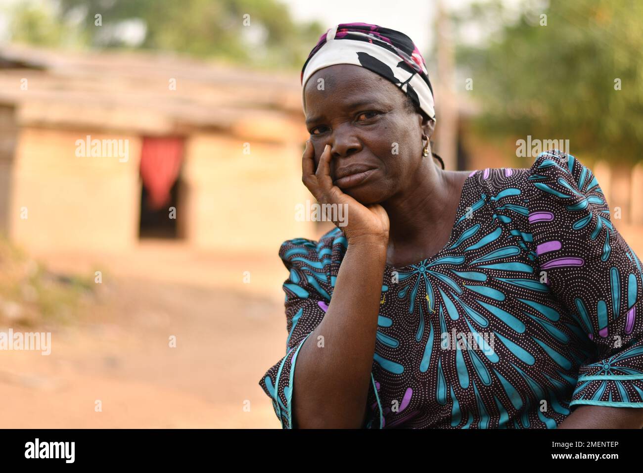 portrait of elderly african woman Stock Photo - Alamy