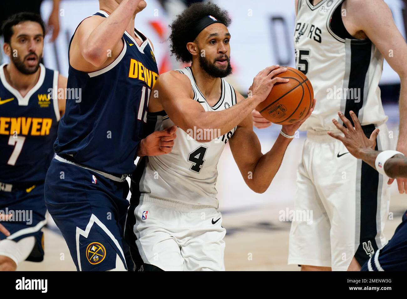 San Antonio Spurs guard Derrick White (4) in the first half of an NBA ...