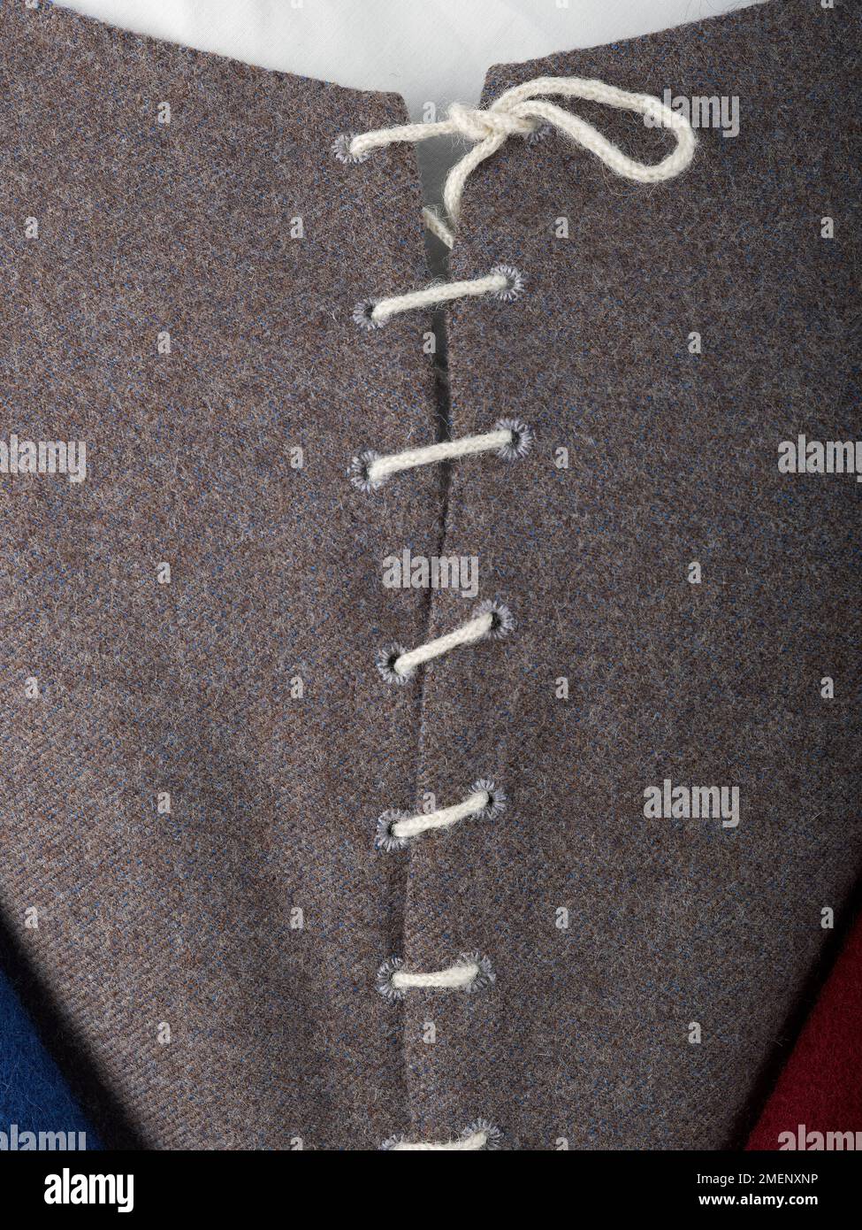 Medieval fashion hi-res stock photography and images - Alamy