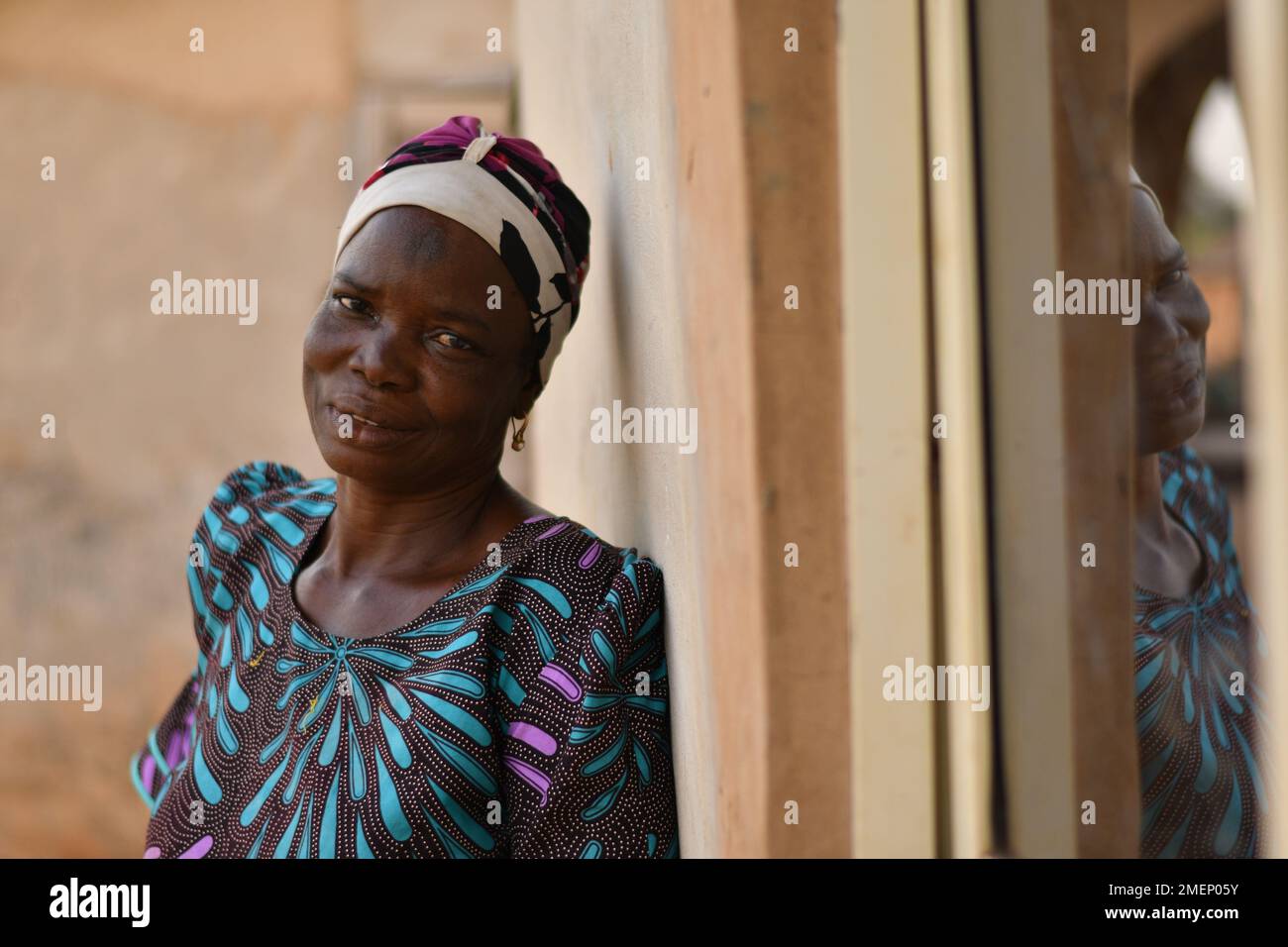 portrait of elderly african woman Stock Photo - Alamy