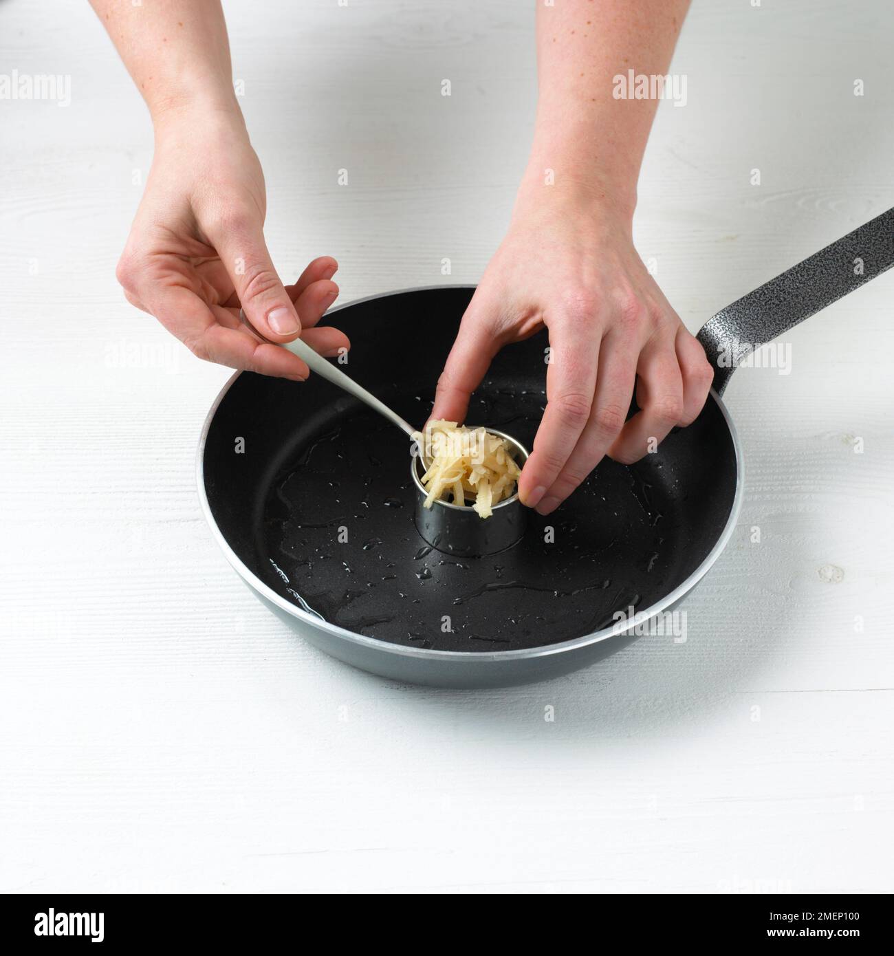 Rosti ring hi-res stock photography and images - Alamy