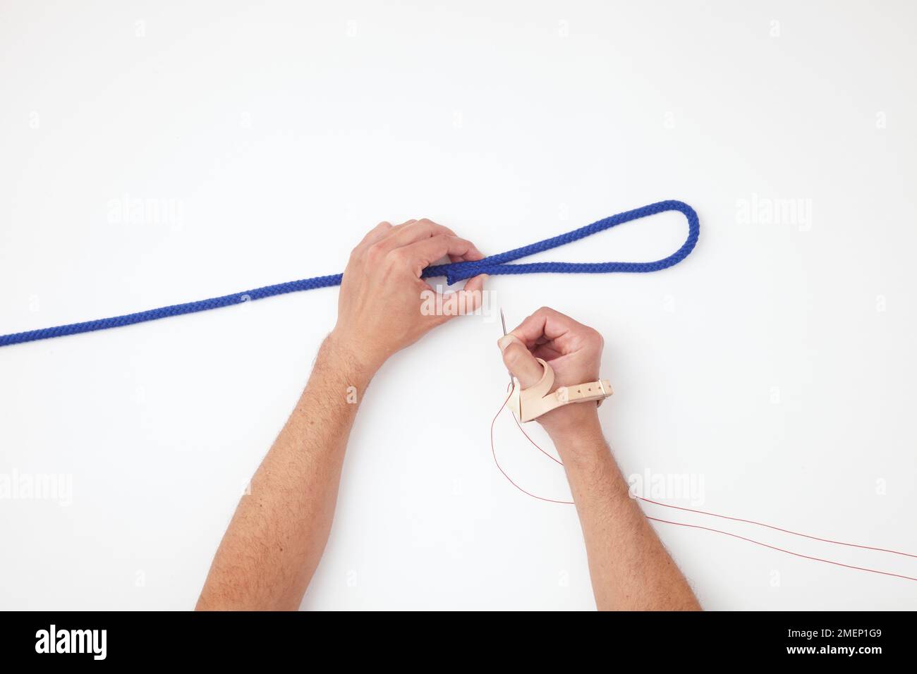 Stitch and Seize, to make a permanent eye on the end of a braided rope ...