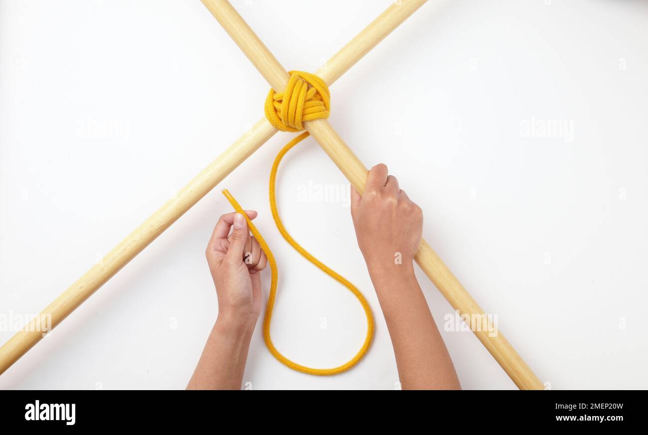 Diagonal Lashing, Used to lash together two diagonal poles, wrapping ...