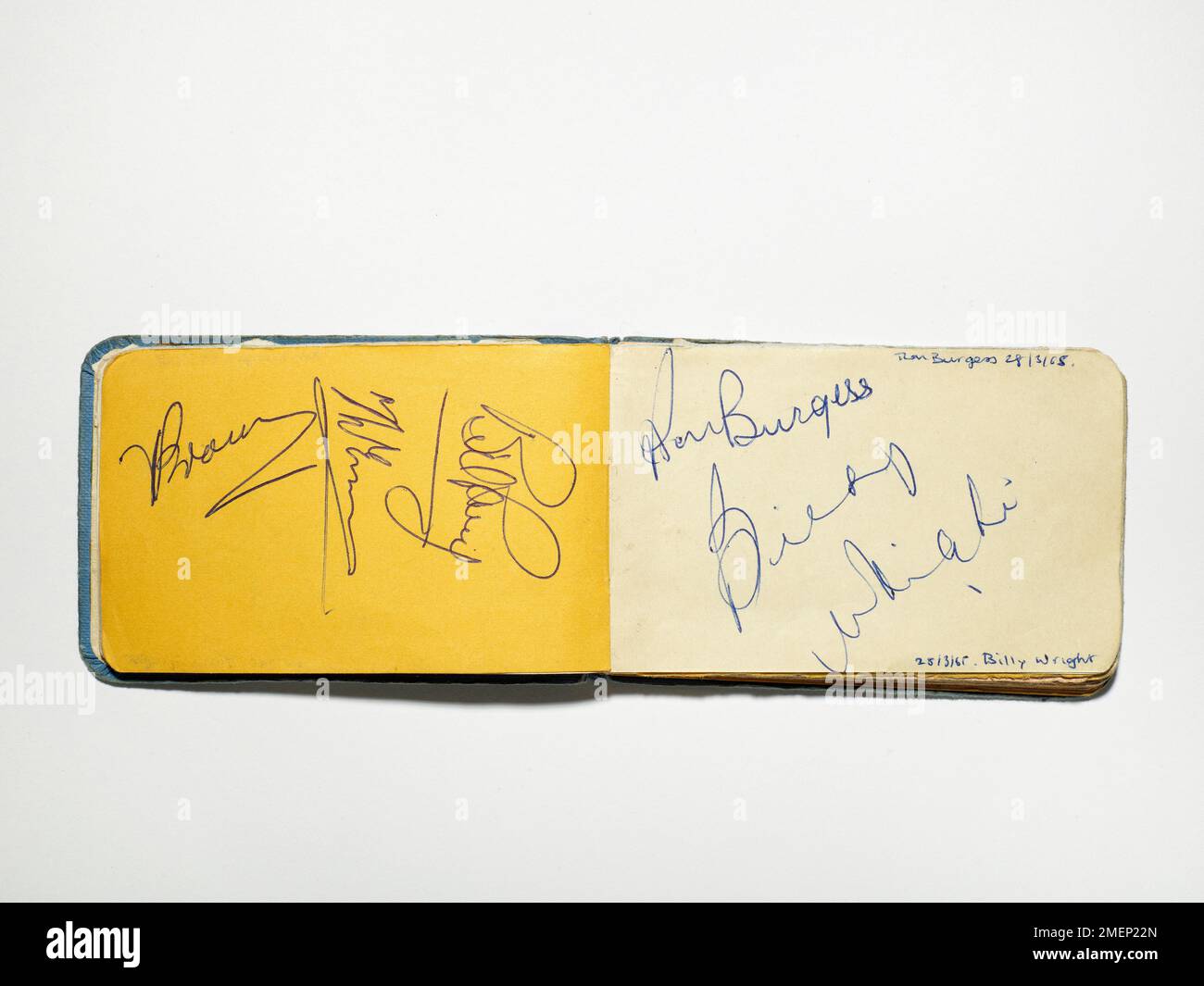 Signatures in autograph book Stock Photo - Alamy
