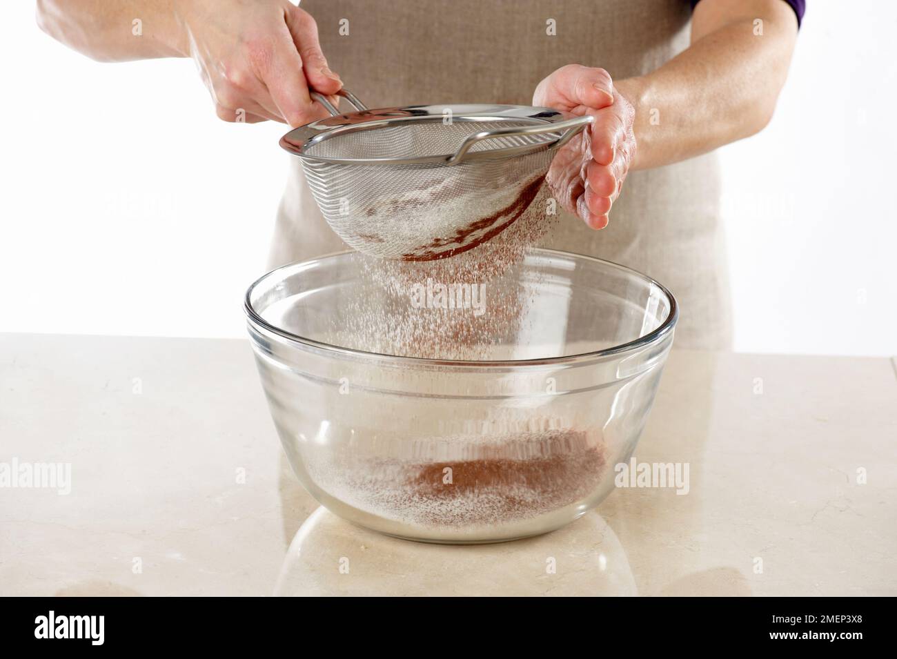 Sieving powder hi-res stock photography and images - Alamy