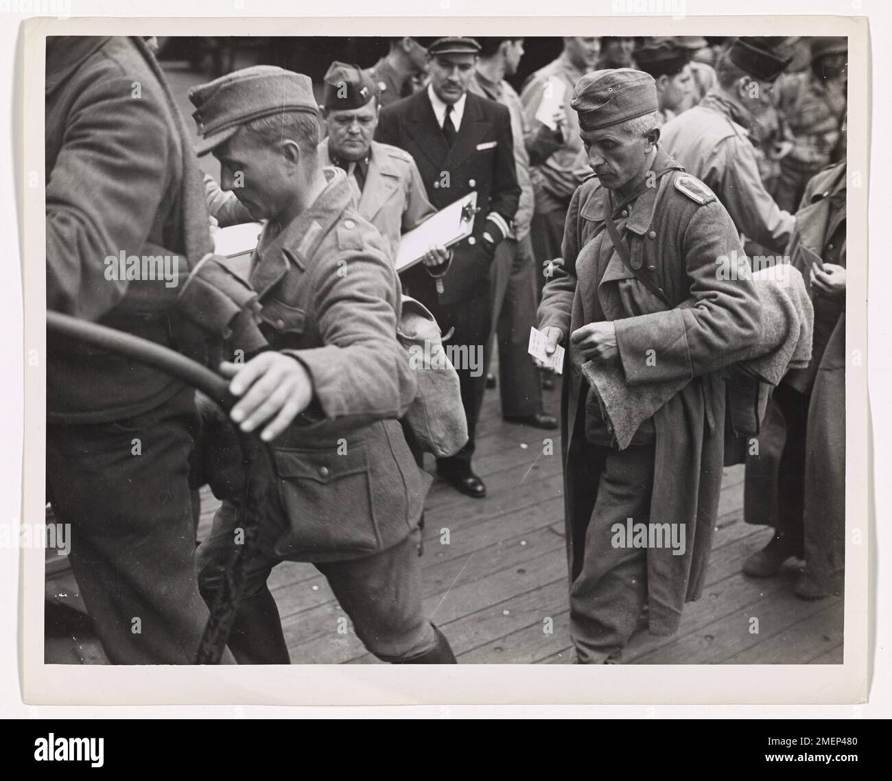 Troop meal hi-res stock photography and images - Alamy