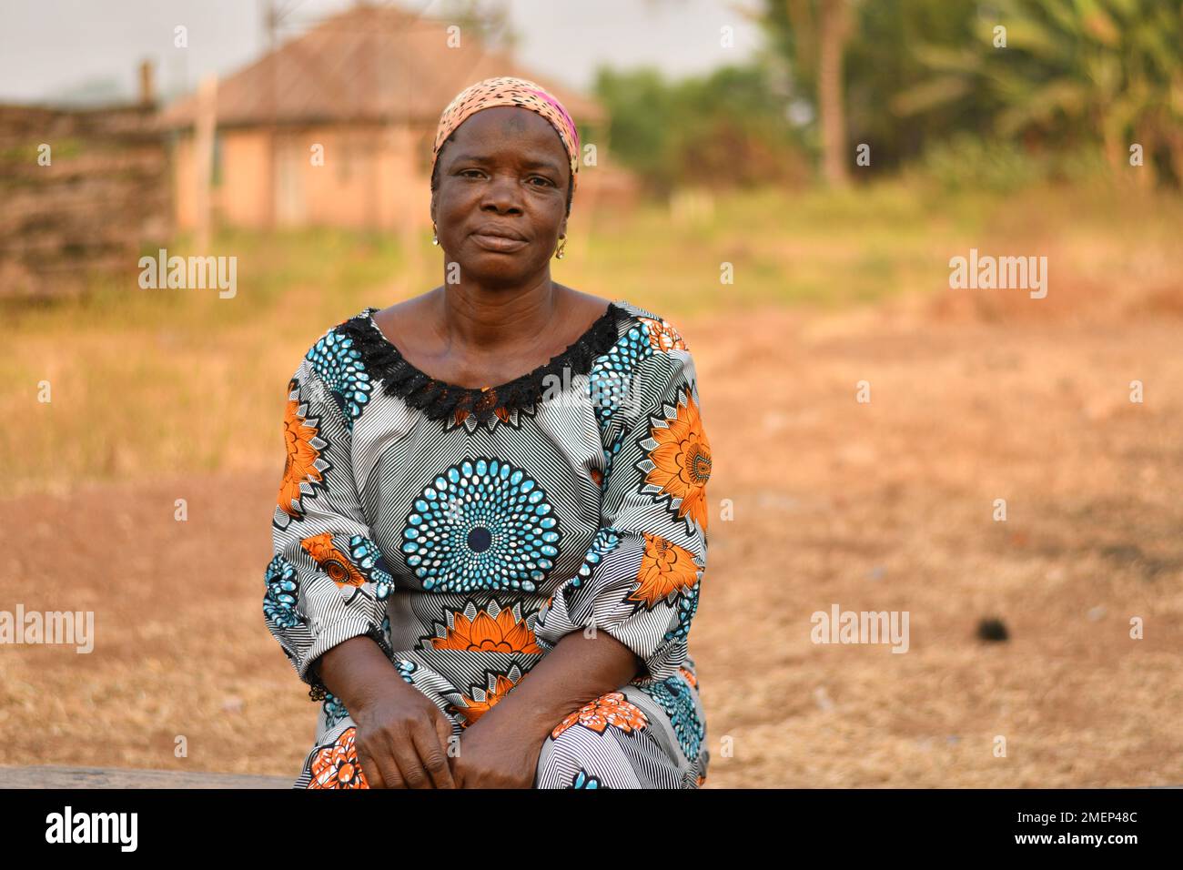 portrait of elderly african woman Stock Photo - Alamy
