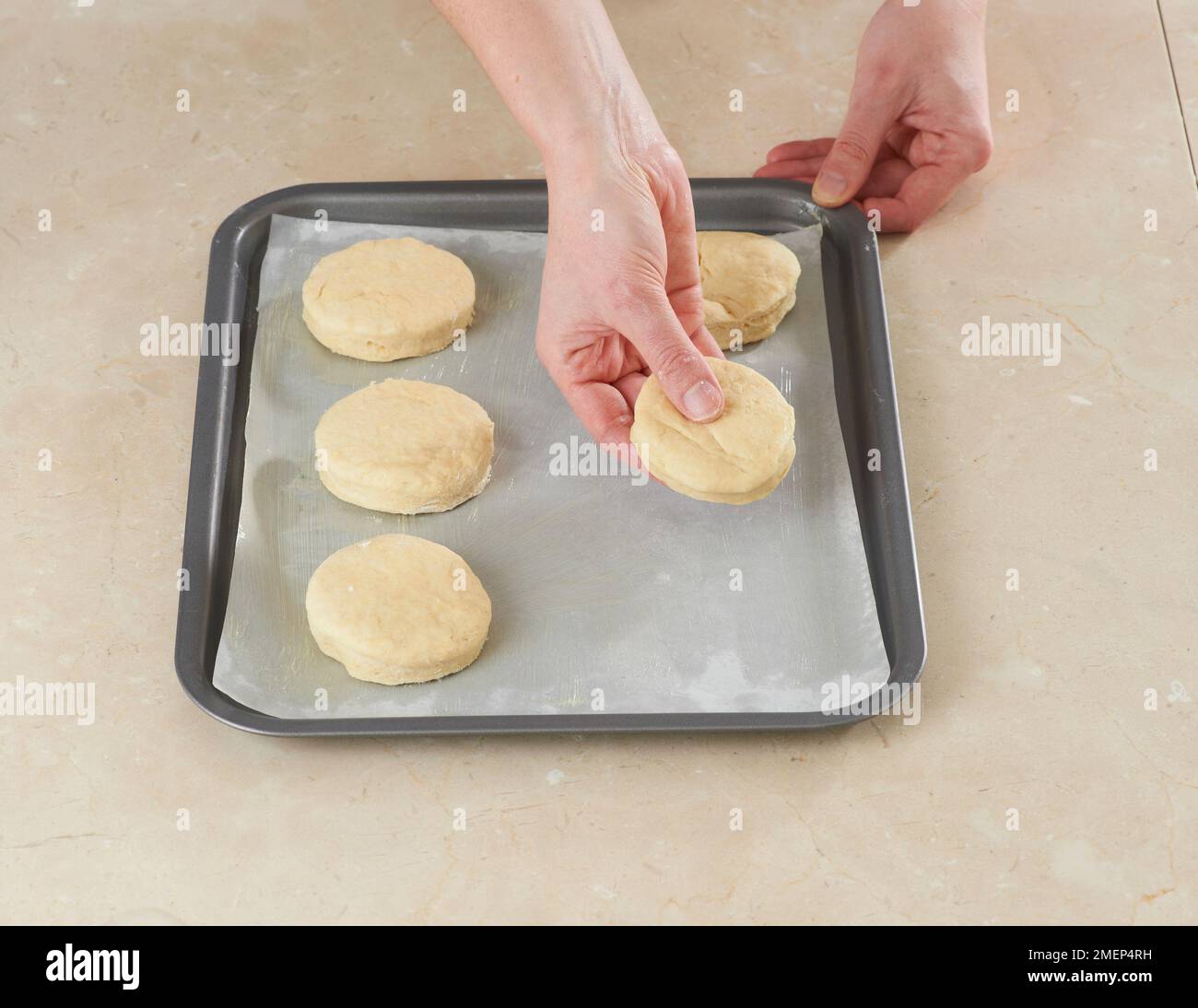 Tray of scones hi-res stock photography and images - Alamy