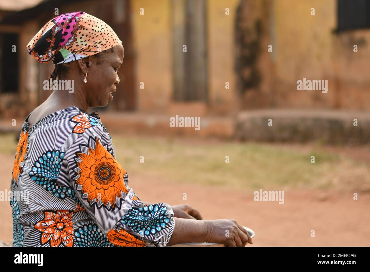 portrait of elderly african woman Stock Photo - Alamy