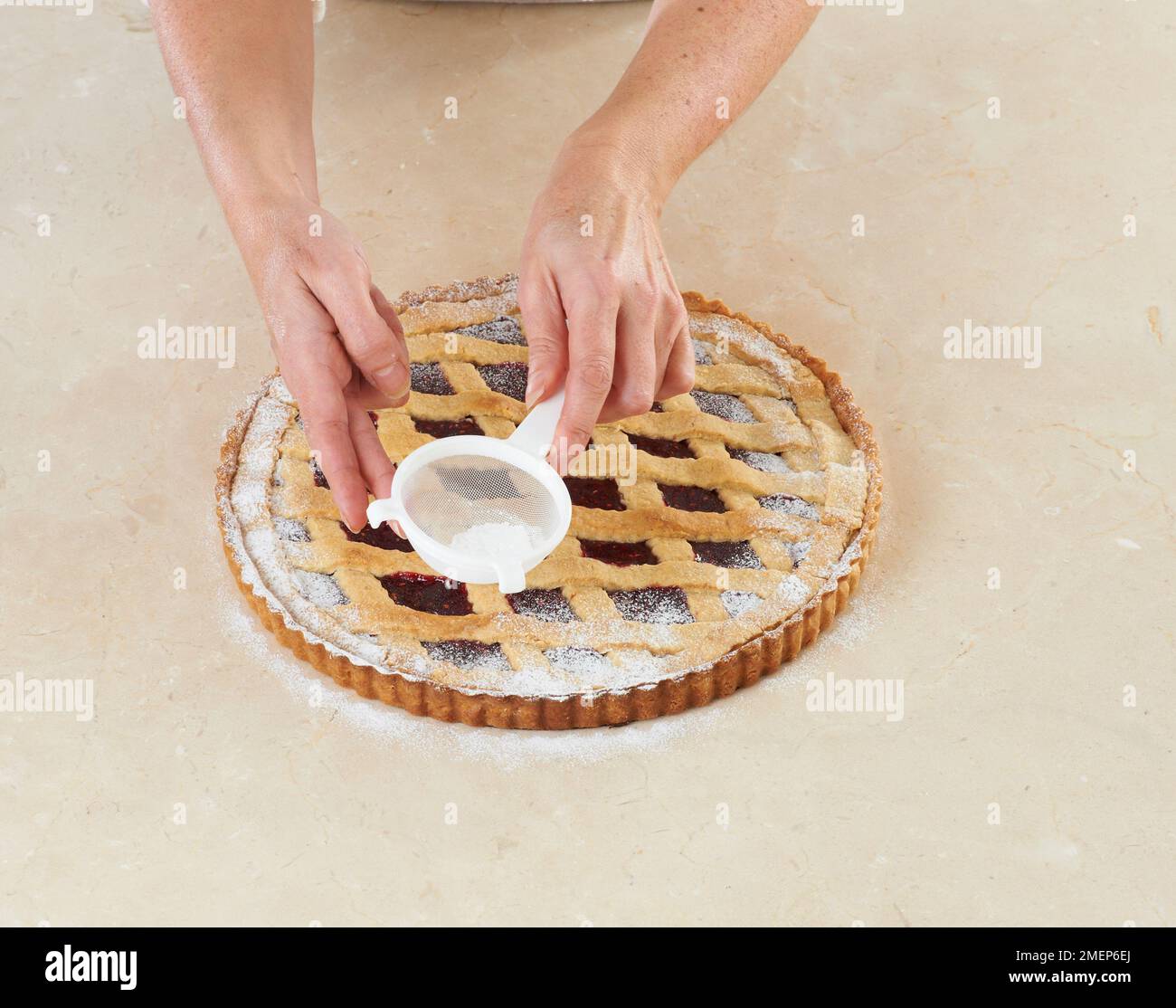Almond tart lattice hi-res stock photography and images - Alamy