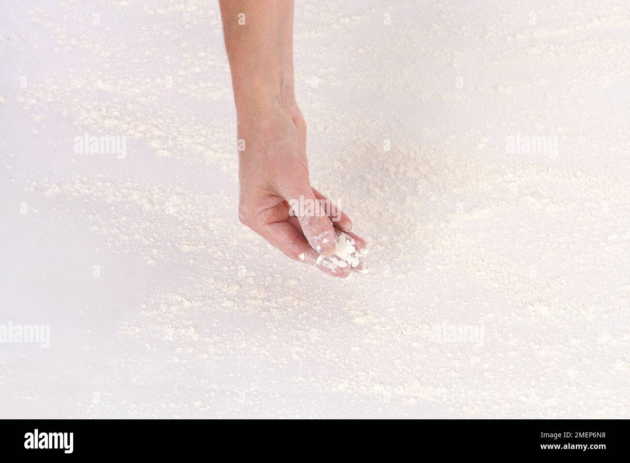 Flouring a surface Stock Photo - Alamy