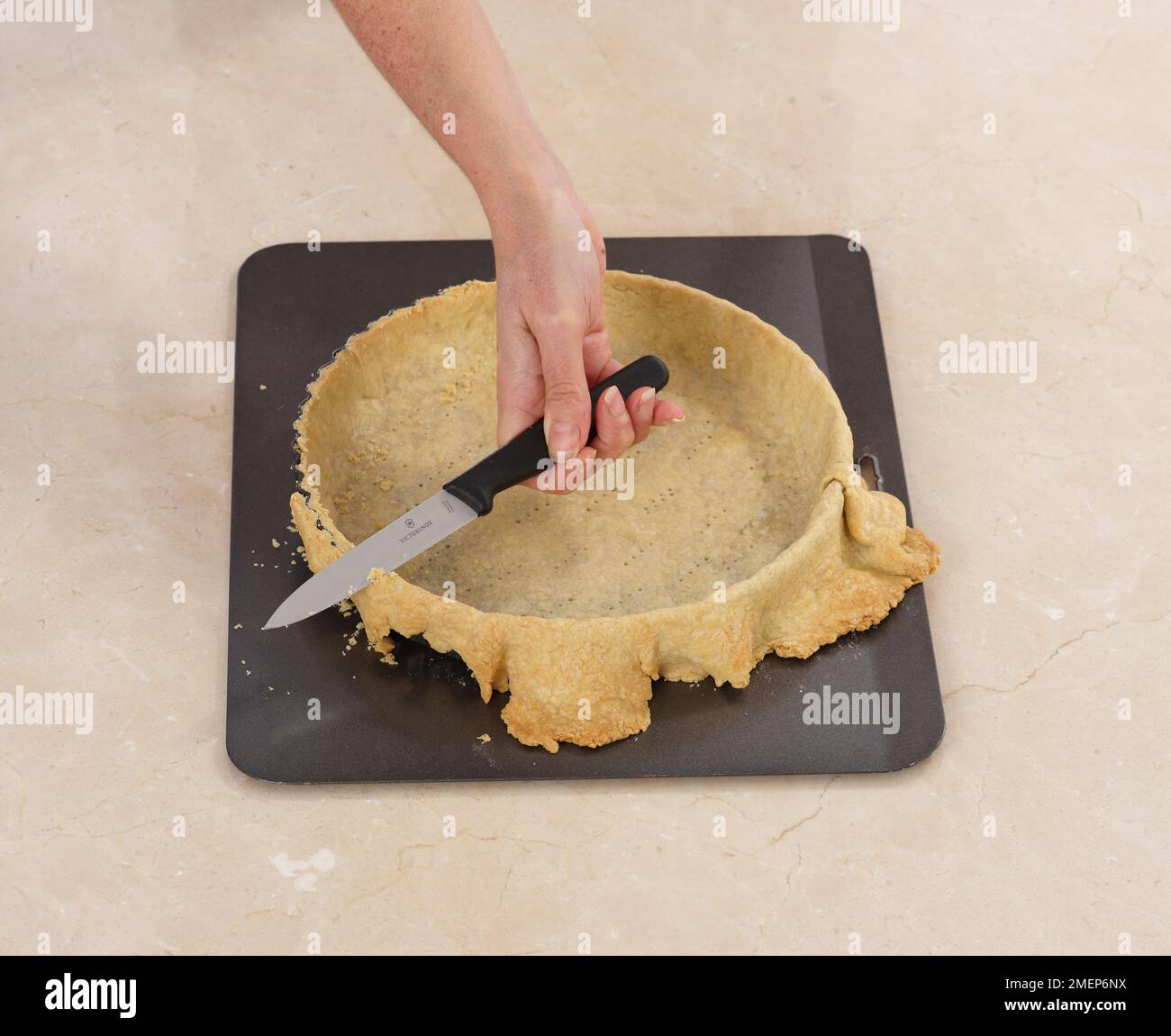 Trimming edges hi-res stock photography and images - Alamy