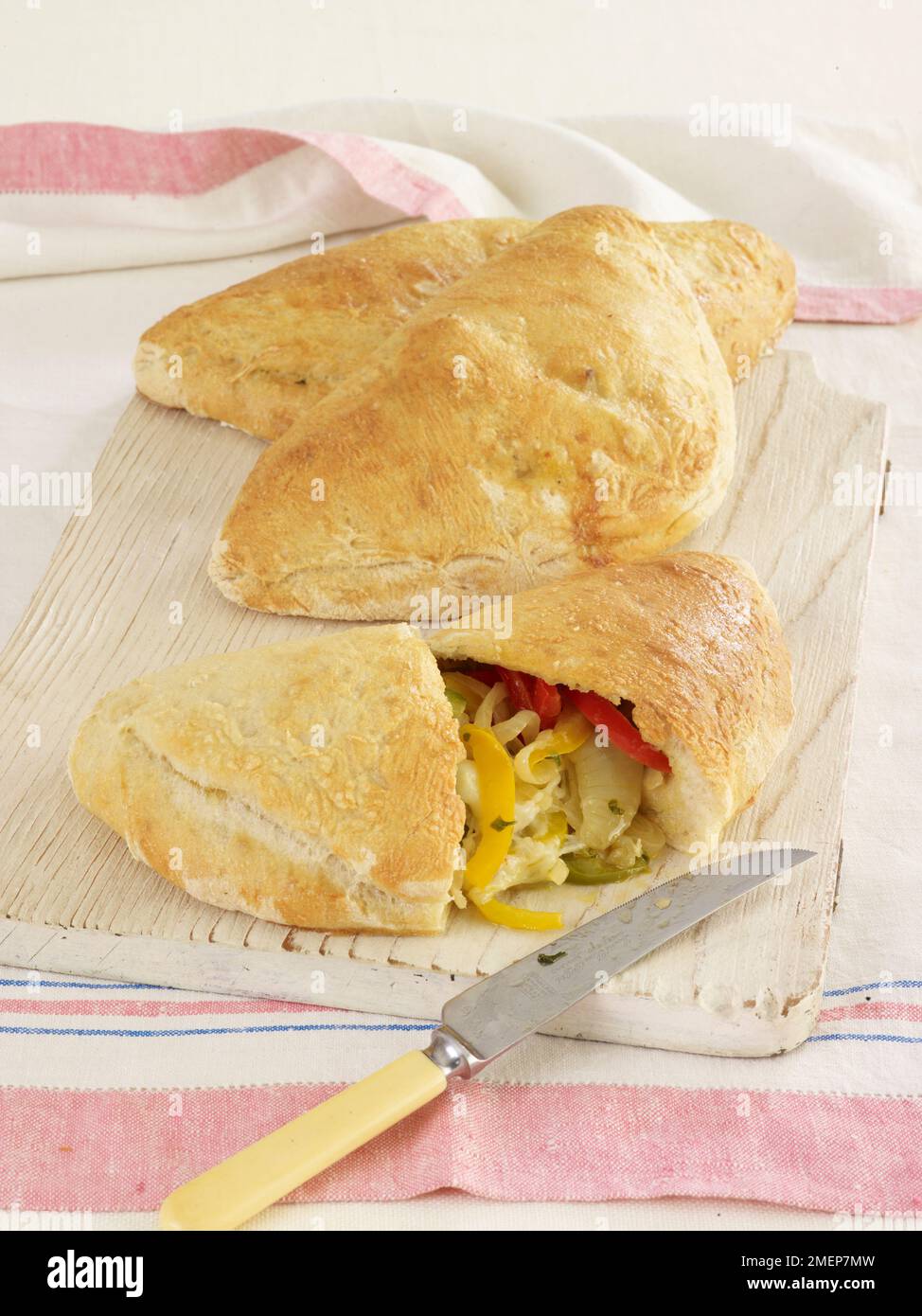 Calzone hi-res stock photography and images - Alamy