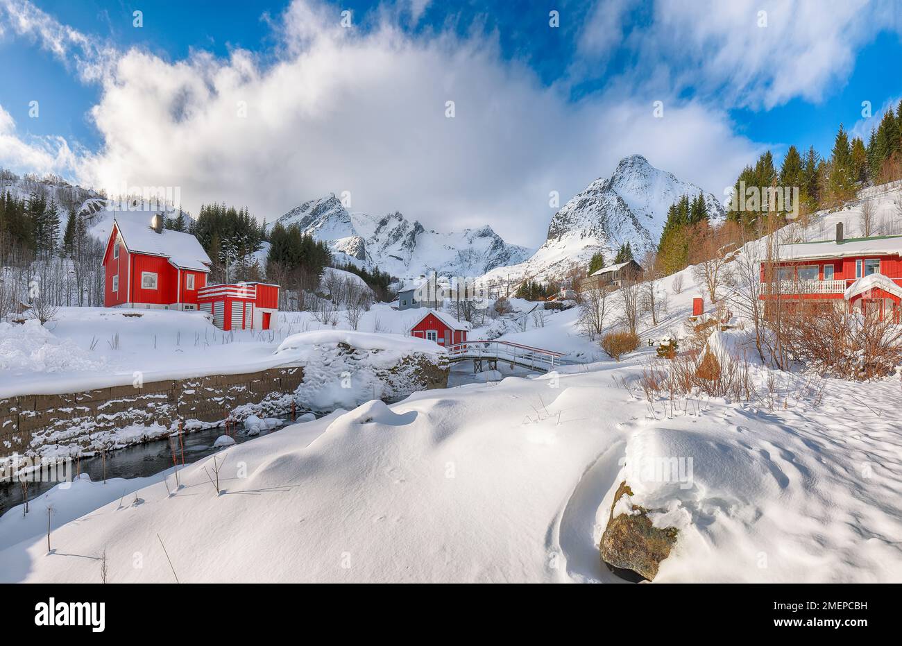 Astonishing morning scenery of Norwegian Nusfjord village. Popular ...