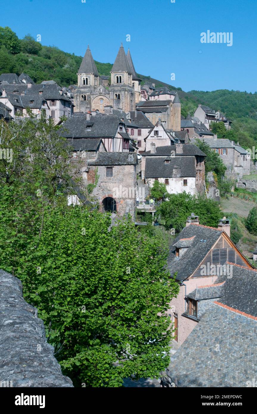 Abbey of conques hi-res stock photography and images - Alamy
