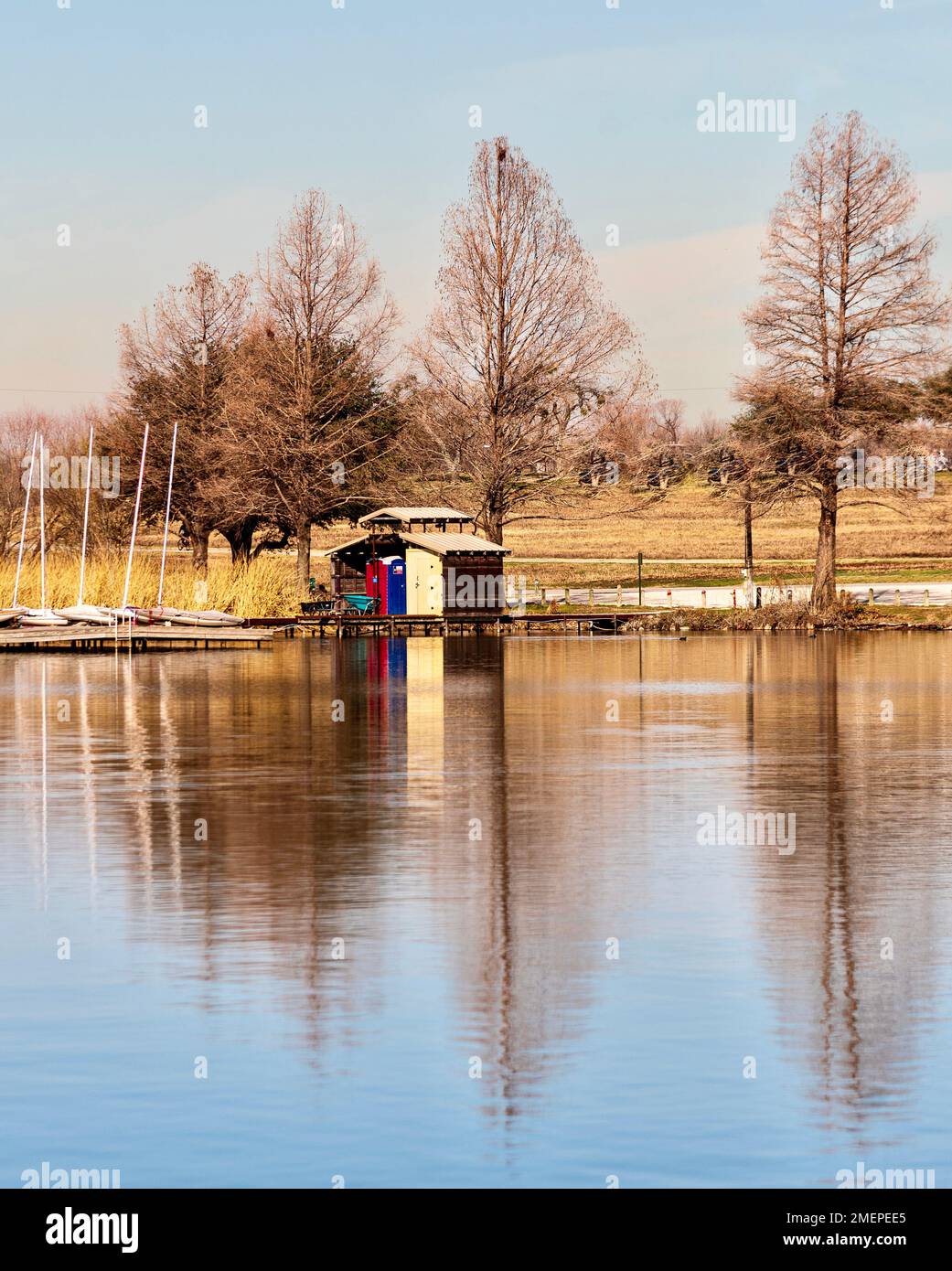 Pond hut hi-res stock photography and images - Alamy