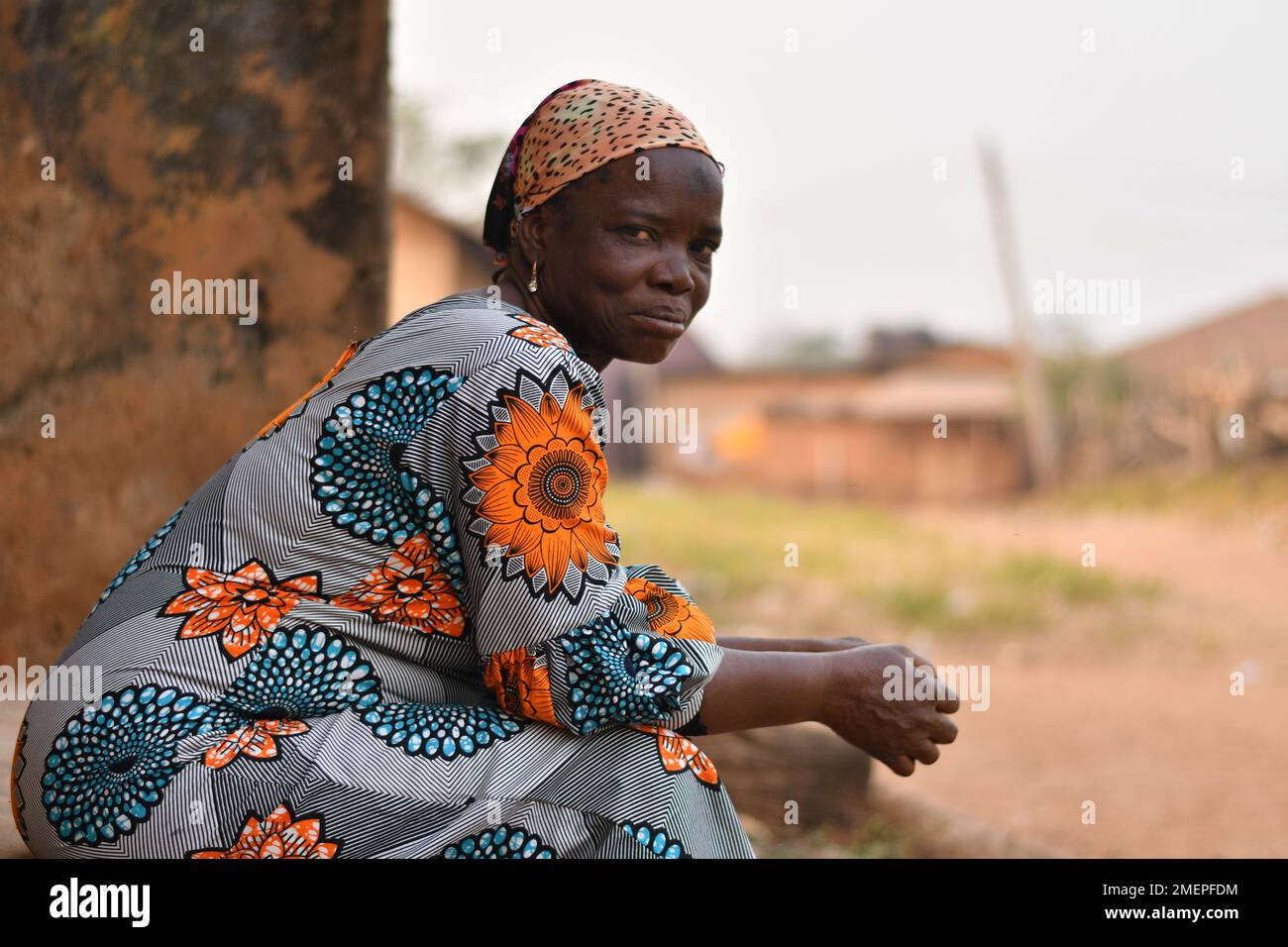 portrait of elderly african woman Stock Photo - Alamy