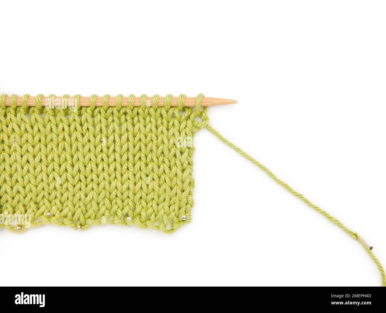 Alternative continental purl stitch technique - untwisting an incorrect ...