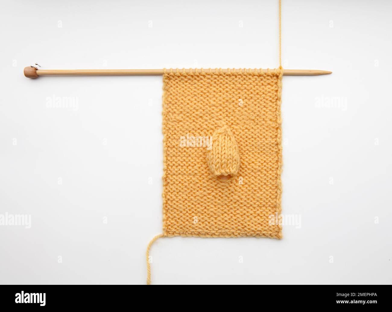 Bell stitch knitting hi-res stock photography and images - Alamy