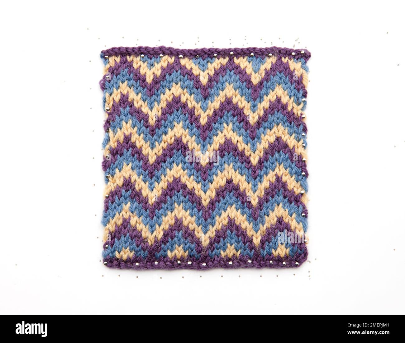 Zigzag zig zag pattern Cut Out Stock Images & Pictures - Alamy