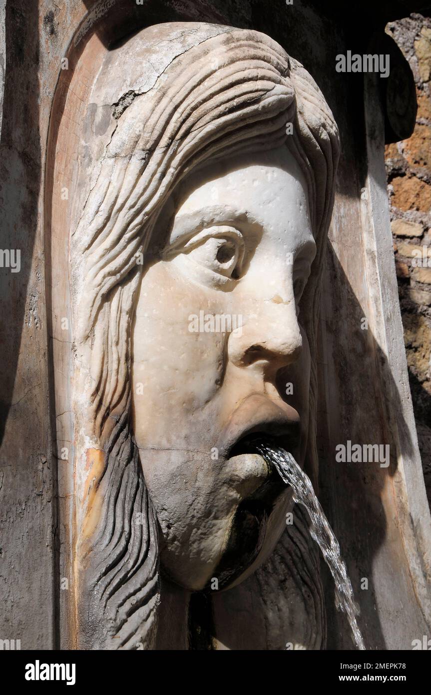 Italy, Lazio, Rome, Centro Storico, Via Giulia, Fontana dei Mascherone ...