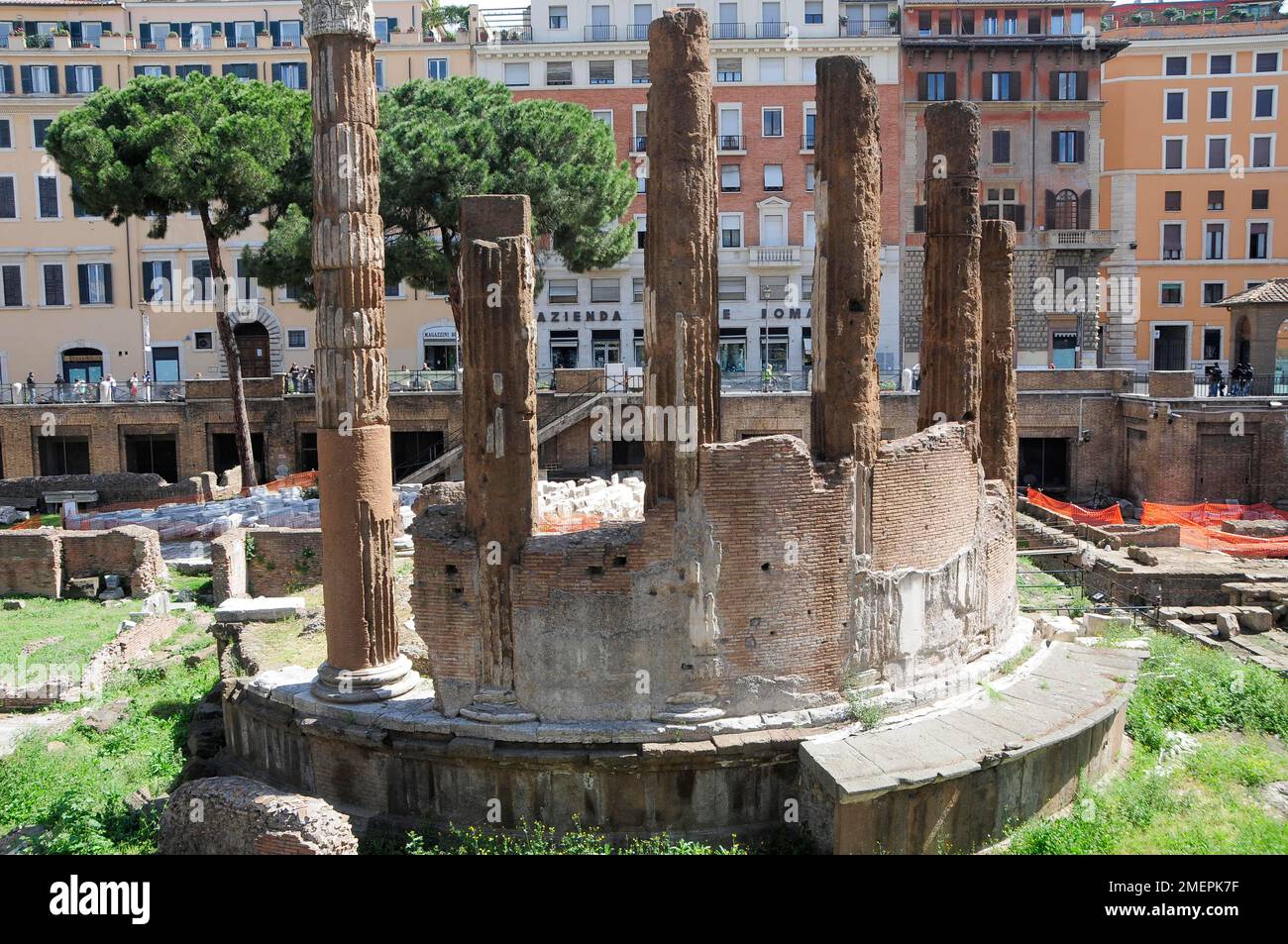 Italy, Lazio, Rome, Centro Storico, Area Sacra dell'Argentina, temple ...