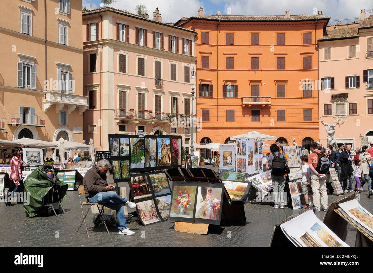 Italy, Lazio, Rome, Centro Storico, Piazza Navona, general scene with ...