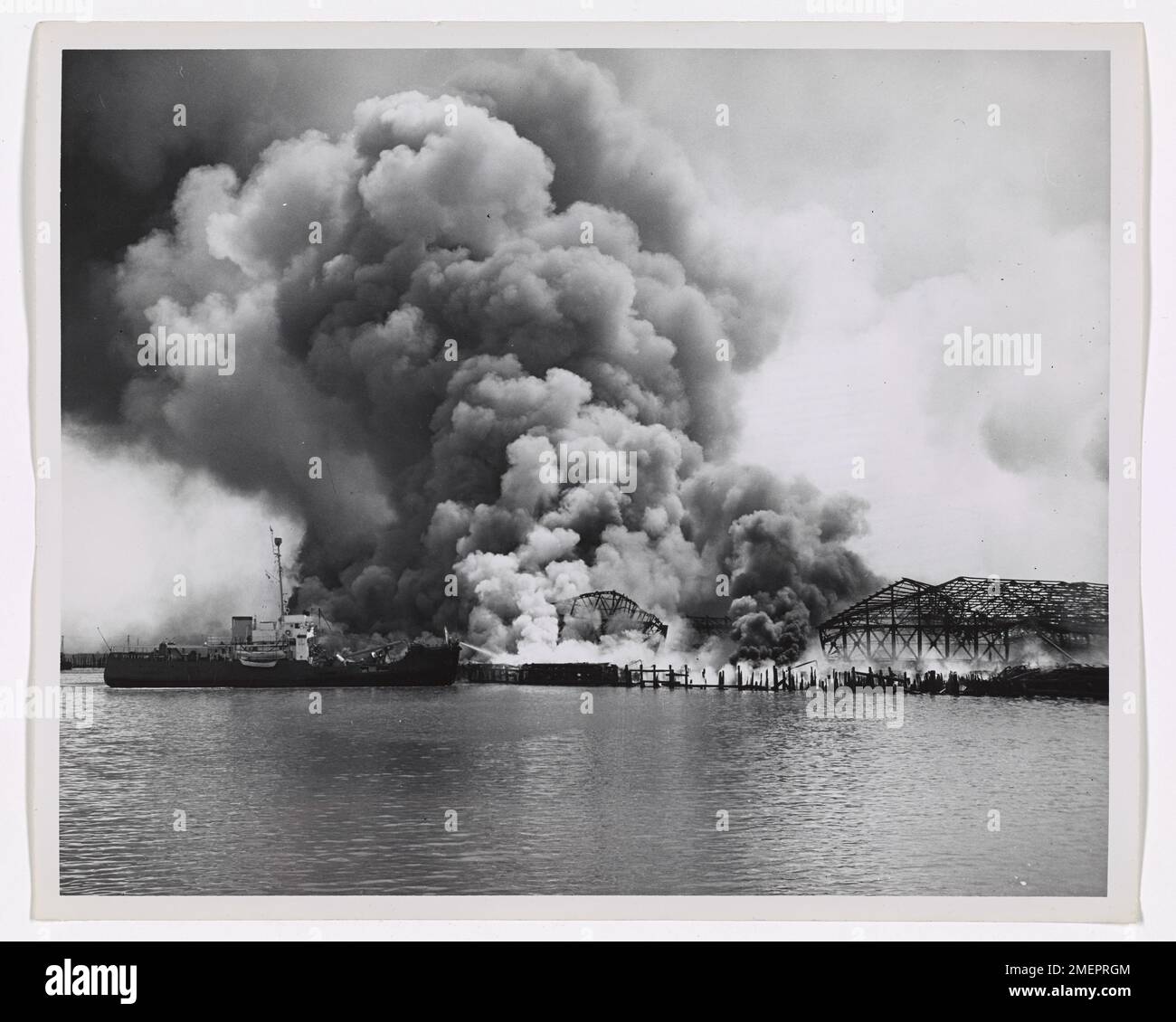 The Coast Guard Cutter Iris fights dock fires in Texas City, Texas ...