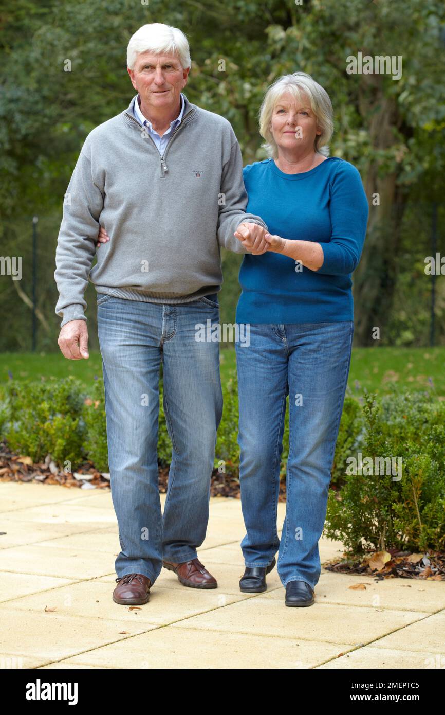 Supporting man hi-res stock photography and images - Alamy