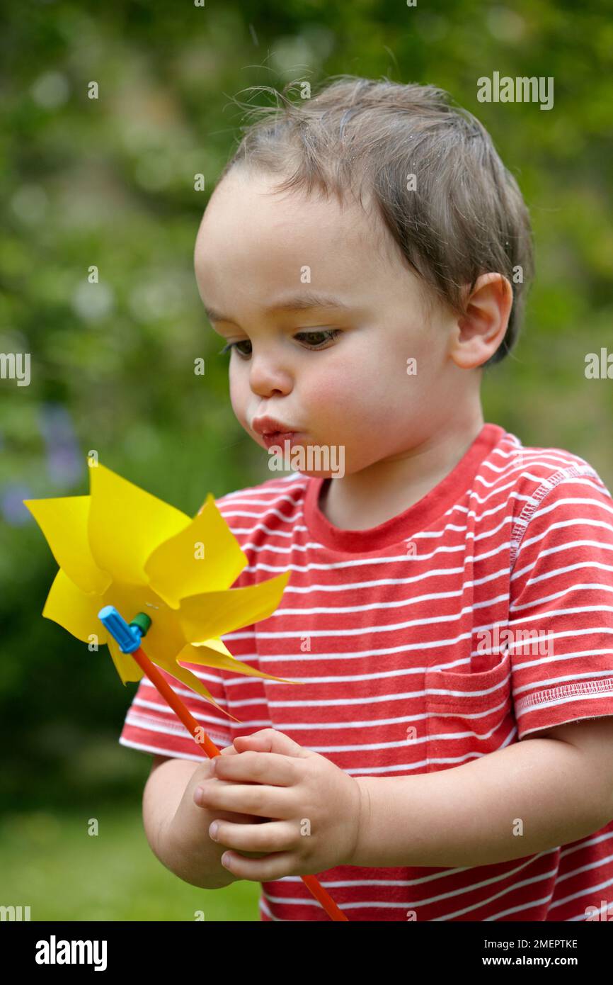 Blowing windmill hi-res stock photography and images - Alamy
