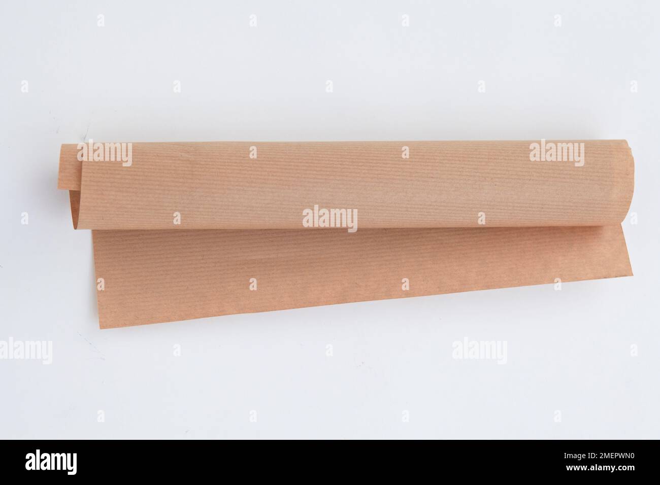 Paper packing material hi-res stock photography and images - Alamy