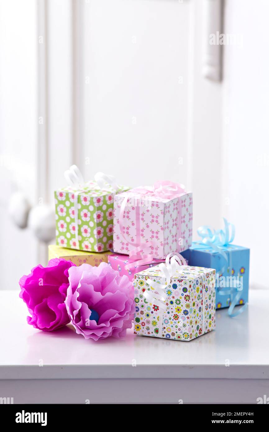 Birthday gifts with flowers hi-res stock photography and images - Alamy