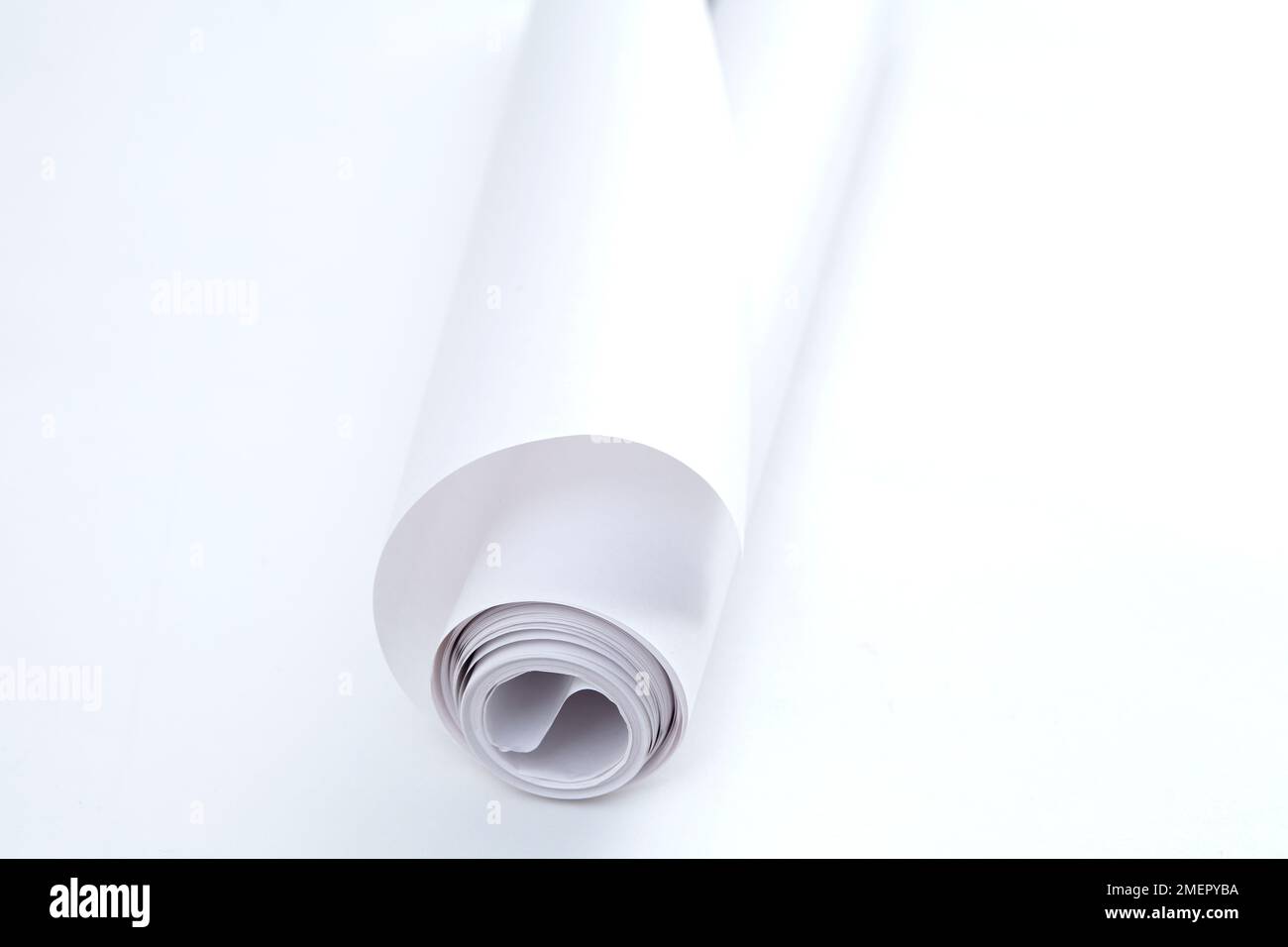 Roll of freezer paper seen from end, close-up Stock Photo - Alamy