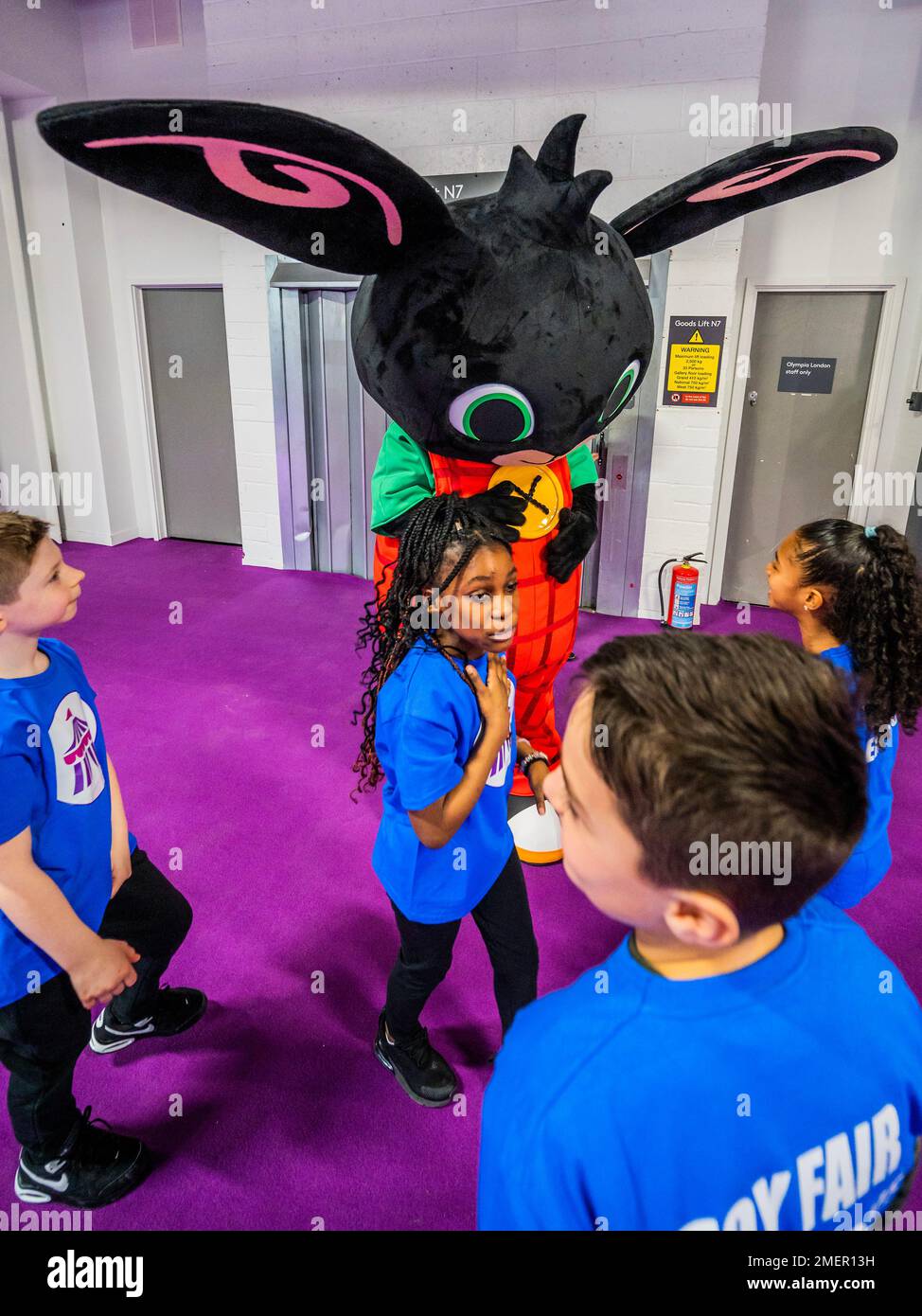 London, UK. 24th Jan, 2023. Children from the demo zone mob their ...