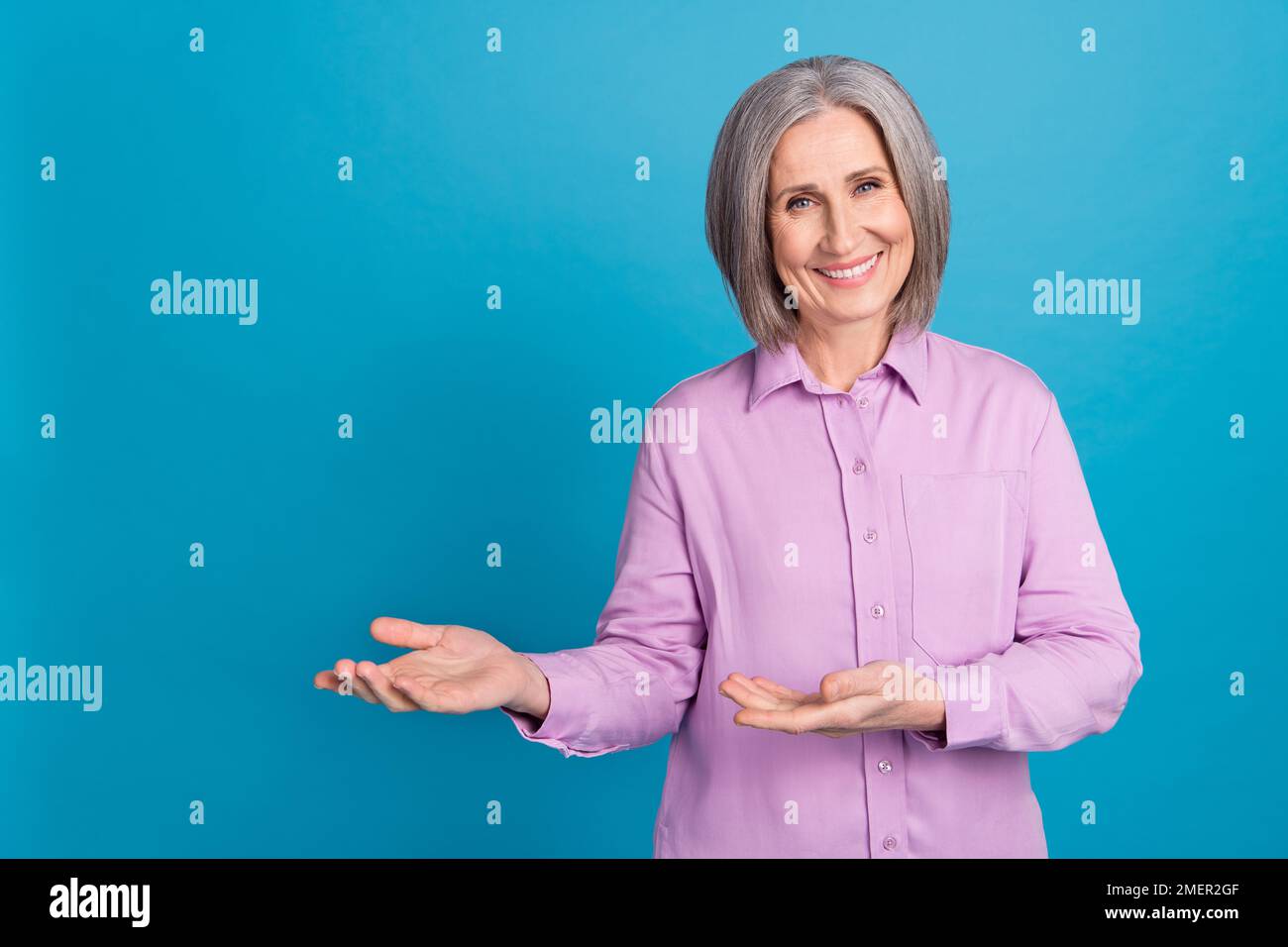 Old business owner hi-res stock photography and images - Alamy