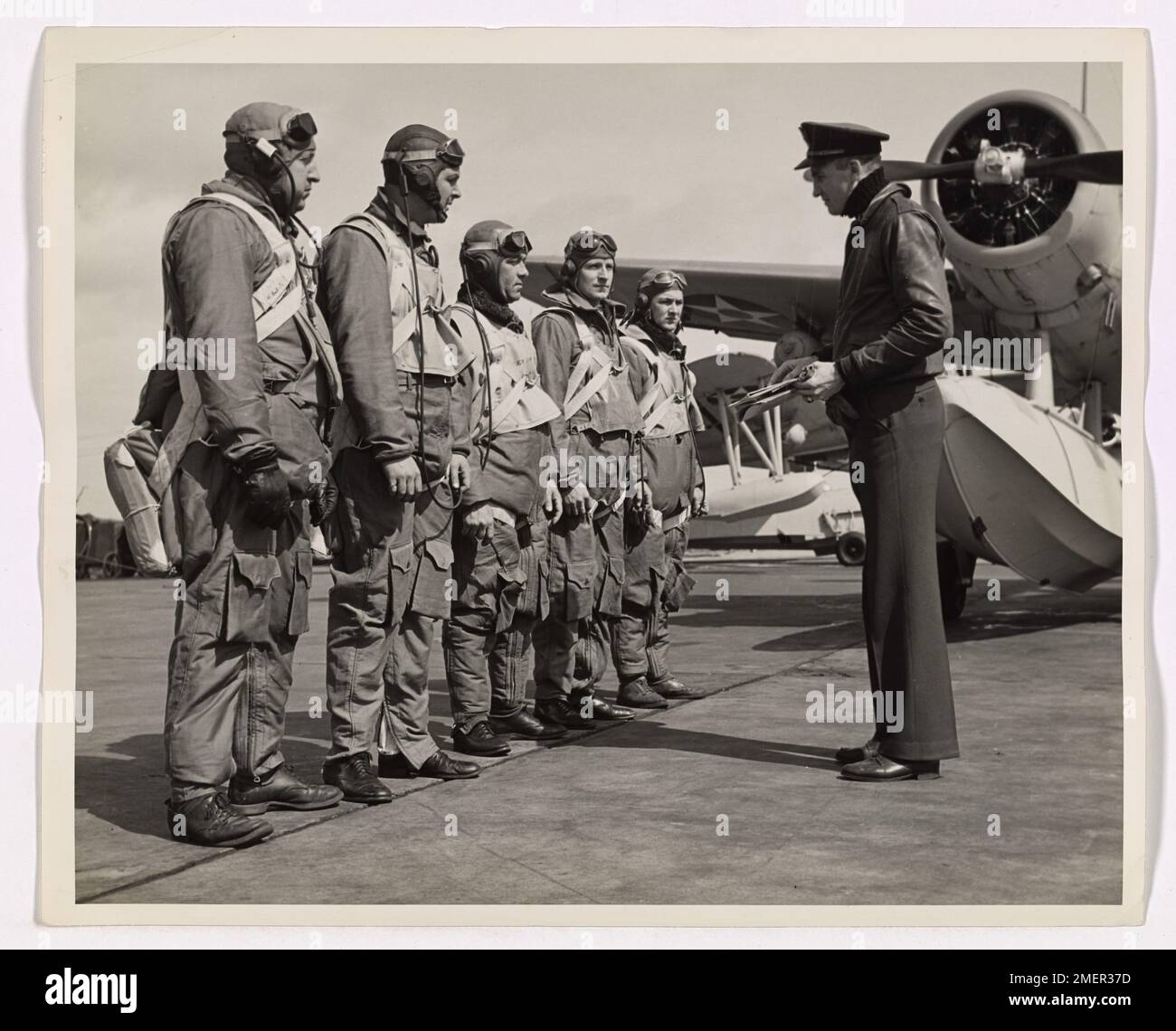 Message relay world war ii hi-res stock photography and images - Alamy