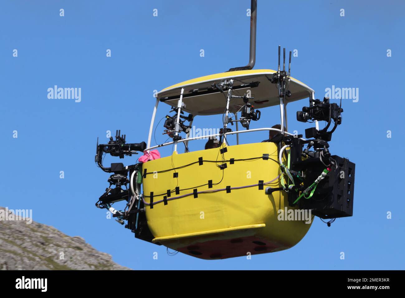 Sam Aston and Dolly-Ross Campbell for Coronation street are filming ...