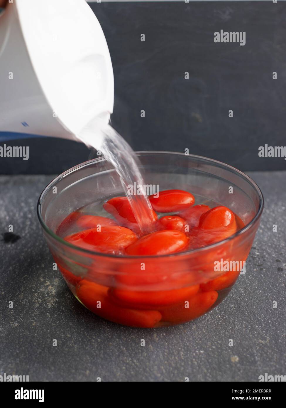 Heatproof glass hi-res stock photography and images - Alamy