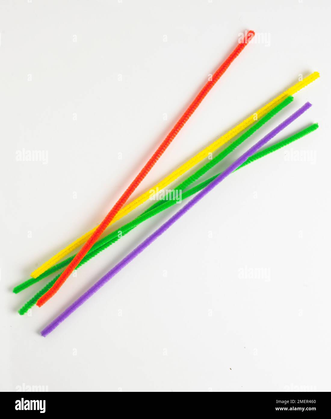 Coloured pipe cleaners hi-res stock photography and images - Alamy
