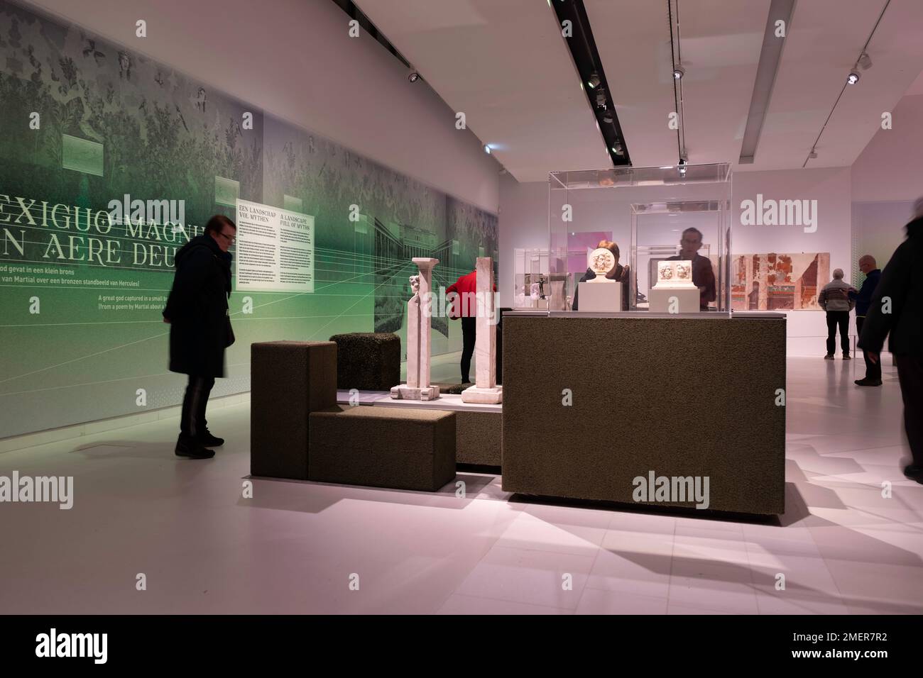 Visitors view the masterpieces at the major archeology exhibition on ...