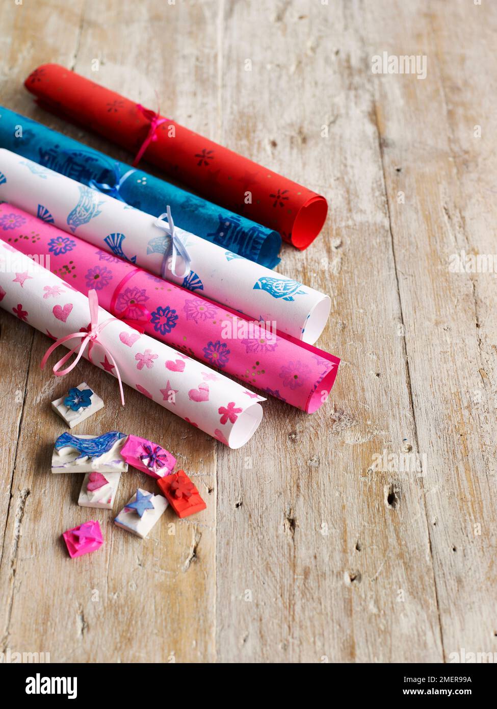 Rolled paper craft hi-res stock photography and images - Alamy